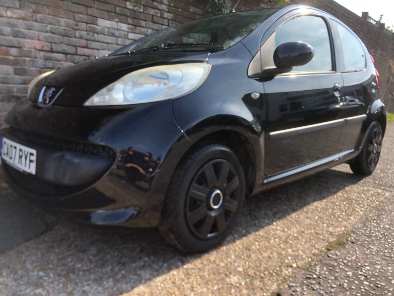 Used Black Cars for sale in Eastbourne, East Sussex | Simply Cars